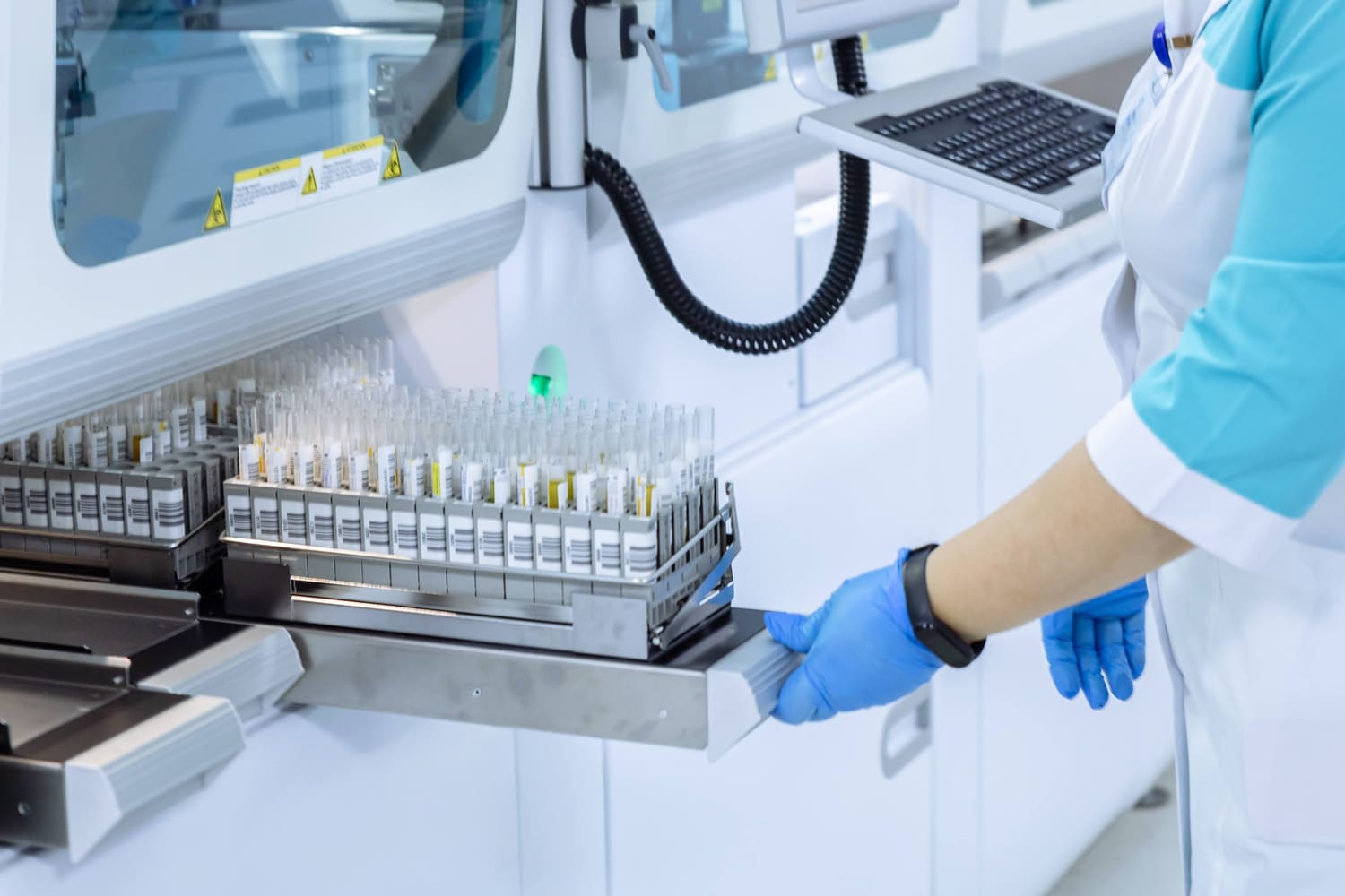 Duties of a Medical Lab Assistant in BC - West Coast College